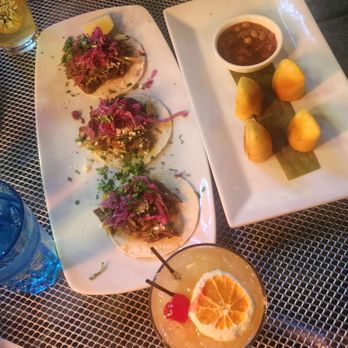 PACÍFICO - Updated January 2026 - 483 Photos & 463 Reviews - 220 ...