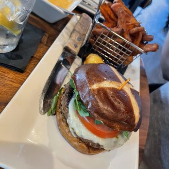 THE HANGRY BISON - Updated February 2025 - 1048 Photos & 602 Reviews ...