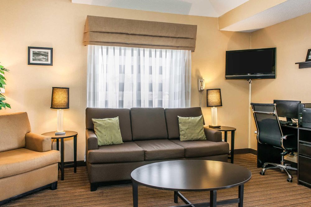 SLEEP INN SPRINGFIELD WEST - Updated June 2025 - 28 Photos & 26 Reviews ...