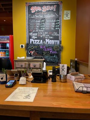 WILD GARLIC PIZZA & PUB - Updated December 2024 - 298 Photos & 407 ...