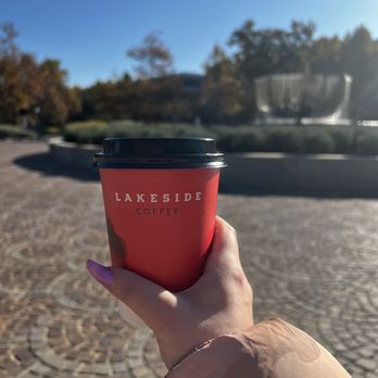 LAKESIDE COFFEE BAR - Updated July 2024 - 182 Photos & 59 Reviews ...