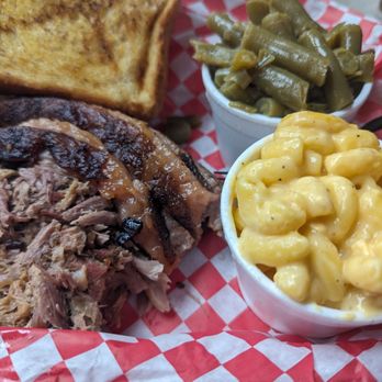 HUNGRY HARRY’S FAMILY BAR-B-QUE - Updated May 2025 - 391 Photos & 468 ...