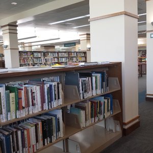 NEW BERLIN PUBLIC LIBRARY - Updated June 2025 - 29 Photos - 15105 West ...
