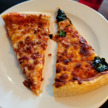 GEORGIO’S II FAMOUS PIZZA - Updated December 2025 - 29 Photos & 69 ...