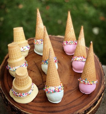 LINDA’S SWEETS - Updated December 2024 - 16 Photos - Dearborn, Michigan ...