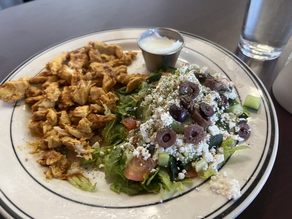 ALADDIN’S MEDITERRANEAN GRILL - 10 Photos & 22 Reviews - 17101 S Golden ...