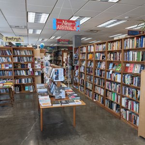 KING’S BOOKS - Updated July 2025 - 11 Photos & 59 Reviews - 218 St ...