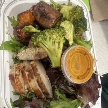 FIELDS GOOD CHICKEN - Updated December 2025 - 203 Photos & 158 Reviews ...