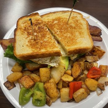 RUSTY POT CAFE - Updated July 2024 - 731 Photos & 924 Reviews - 324 S ...