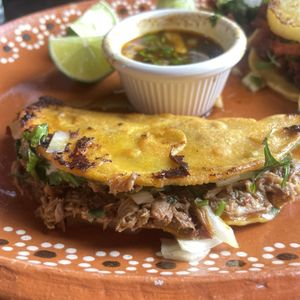 EL CHATON - Updated December 2025 - 25 Photos & 73 Reviews - 1702 9th ...