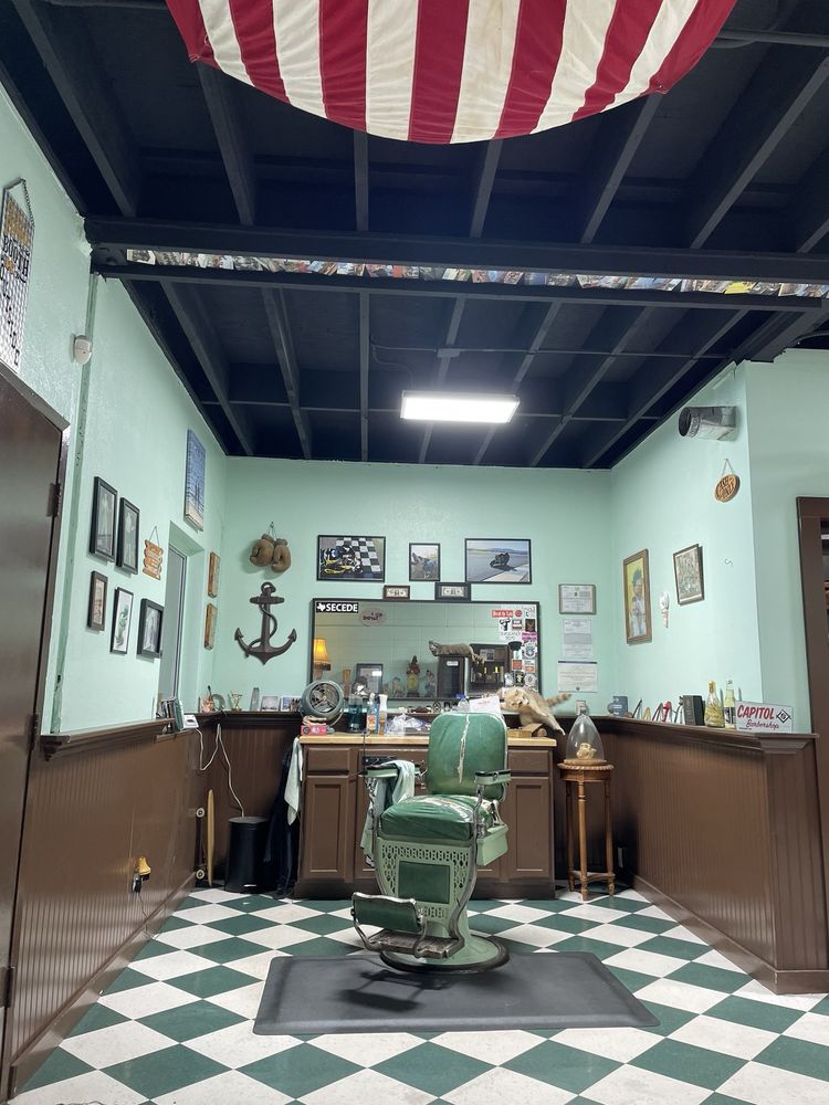 CAPITOL BARBERSHOP - Updated December 2025 - 26 Photos & 169 Reviews ...
