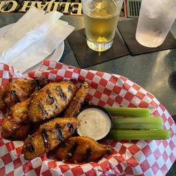 ASHBURN PUB - Updated December 2025 - 136 Photos & 208 Reviews - 44110 ...