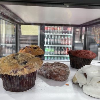 HELLO CHONKY COOKIE - Updated August 2025 - 23 Photos - 708 Boll Weevil ...