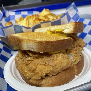 CHICK MAGNET - Updated December 2025 - 31 Photos & 21 Reviews - 2747 W ...