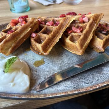 THE STATE - Updated October 2025 - 193 Photos & 118 Reviews - 3800 Main ...