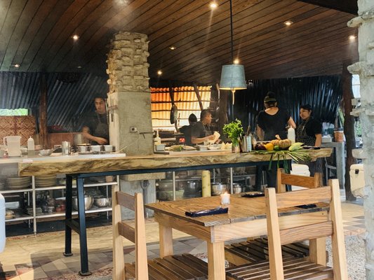 KITCHEN TABLE - 527 Photos & 236 Reviews - Portuguese - Carretera Tulum ...