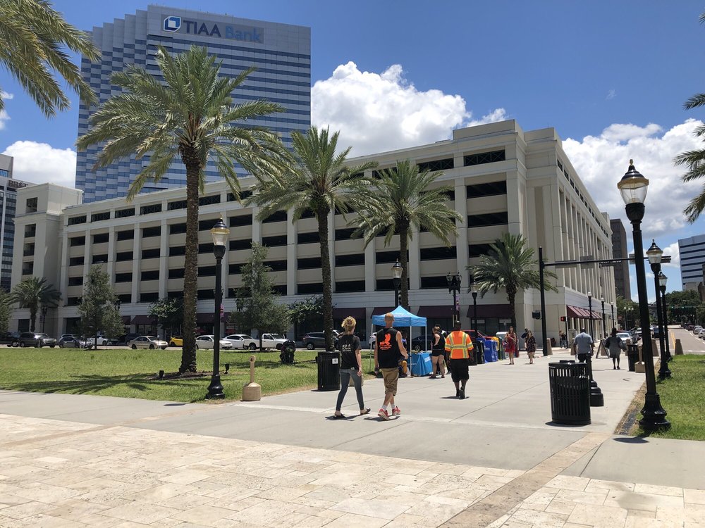 CLAY STREET PARKING GARAGE - Updated December 2025 - 151 Clay St ...