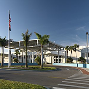CAPE CORAL-LEE COUNTY PUBLIC LIBRARY - Updated October 2025 - 10 Photos ...
