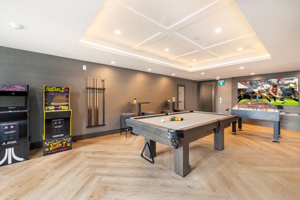 LEVEL VANCOUVER DOWNTOWN - HOWE - Updated October 2025 - 27 Photos ...