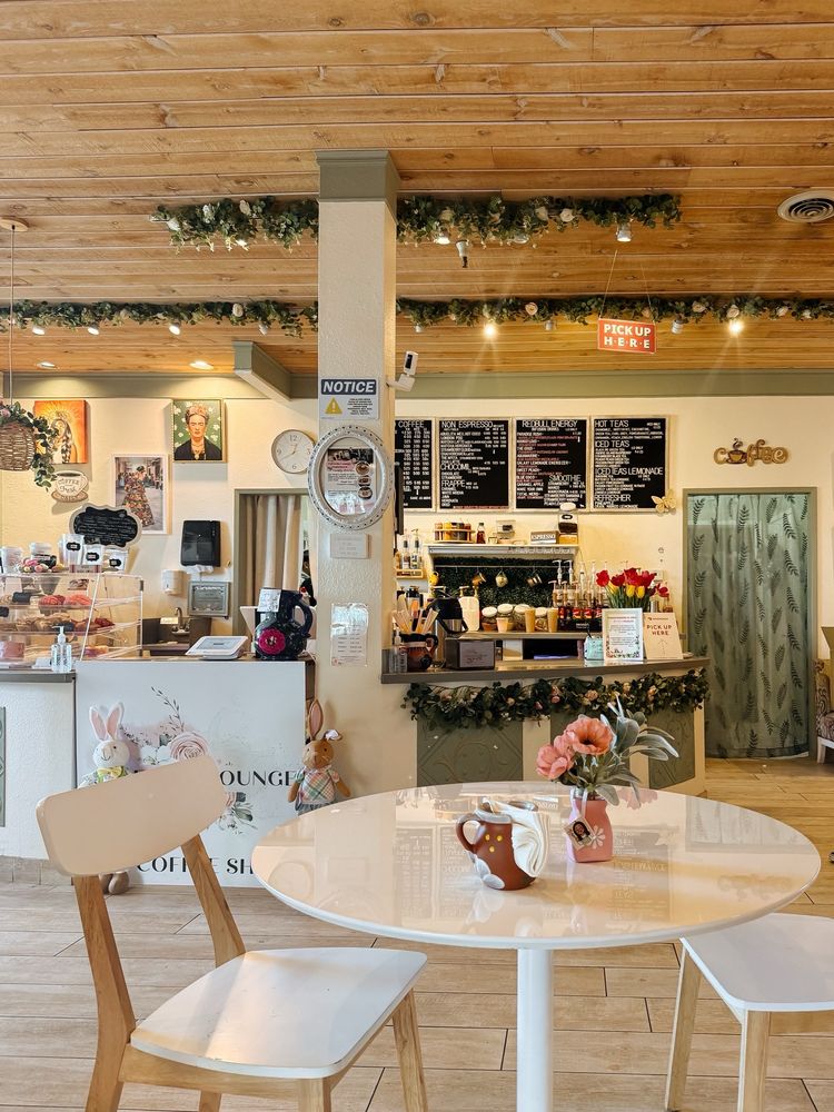 CAFECITO LOUNGE - Updated January 2026 - 184 Photos & 89 Reviews - 1420 ...