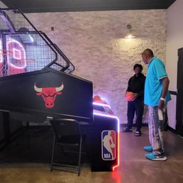 CHUG A LUG - Updated July 2025 - 116 Photos & 115 Reviews - 18409 S ...