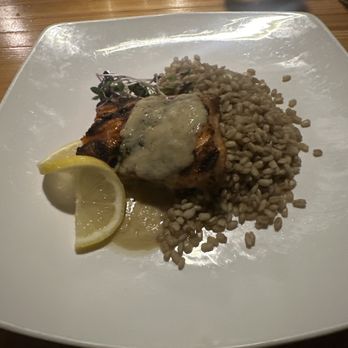 7 DEVILS WATERFRONT ALEHOUSE - Updated June 2025 - 302 Photos & 339 ...