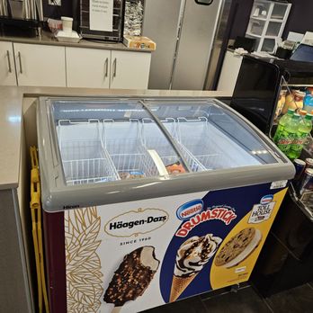 COSMOSPHERE CAFE - Updated December 2025 - 39 Photos - 1100 N Plum St ...