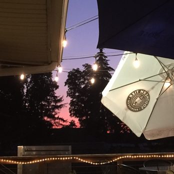 EBENEZER ALE HOUSE - Updated October 2025 - 331 Photos & 326 Reviews ...