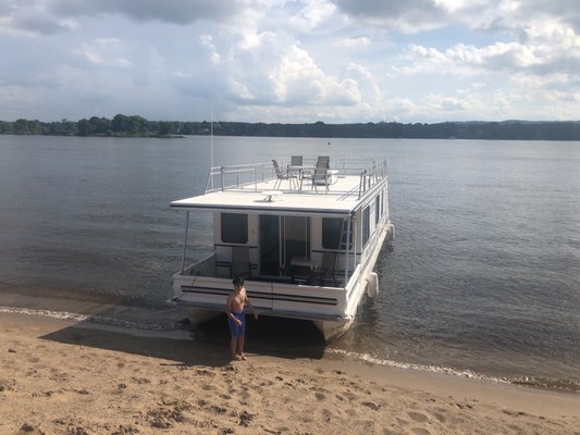 GREAT RIVER HOUSEBOATS AT ALMA MARINA - Updated May 2024 - 13 Photos ...