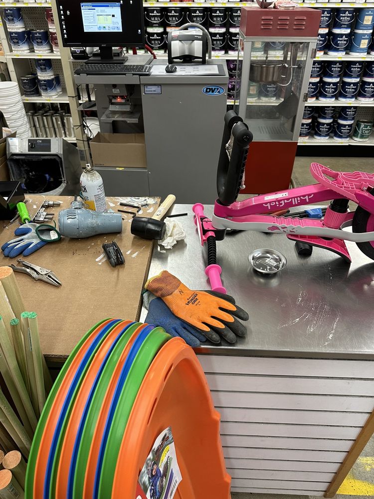 TRUE VALUE HARDWARE - Updated July 2025 - 13 Reviews - 7707 SE 27th St ...