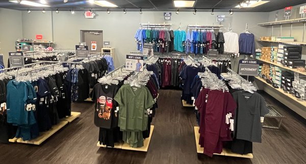 UNIFORM ADVANTAGE - Updated November 2025 - 25 Photos & 101 Reviews ...