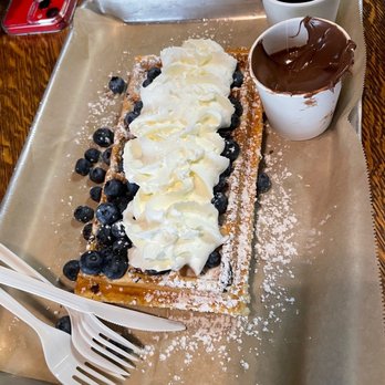 BENELUX CAFÉ - Updated January 2025 - 246 Photos & 209 Reviews - 402 ...