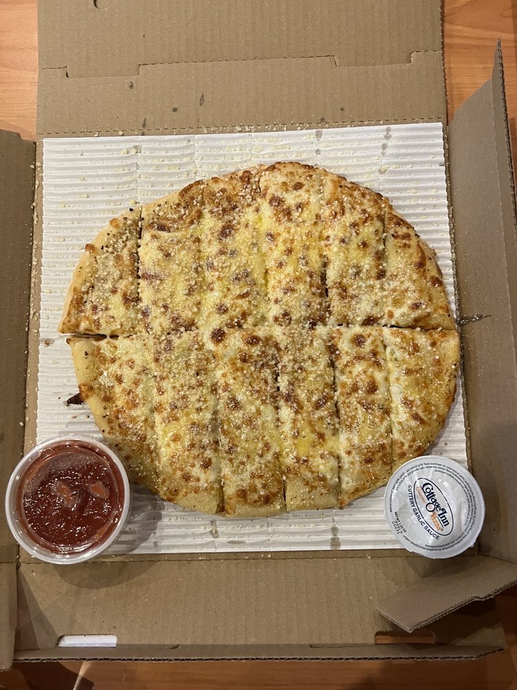 COTTAGE INN PIZZA - Updated October 2025 - 77 Photos & 60 Reviews - 206 ...