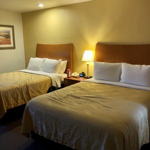 HAMPTON INN SANTA CRUZ WEST - Updated July 2025 - 152 Photos & 41 ...