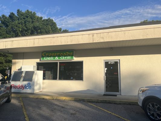 CROSSROADS DELI & GRILL - Updated January 2025 - 14 Reviews - 4131 Sun ...