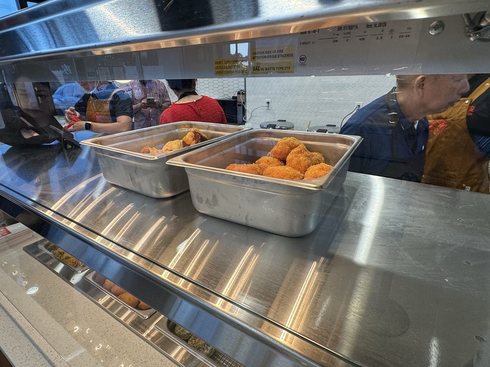 Photos for Tai Pan | Roadtrippers