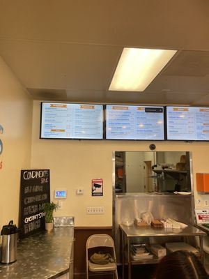 ALI’S CHICKEN & WAFFLES - Updated December 2025 - 84 Photos & 107 ...