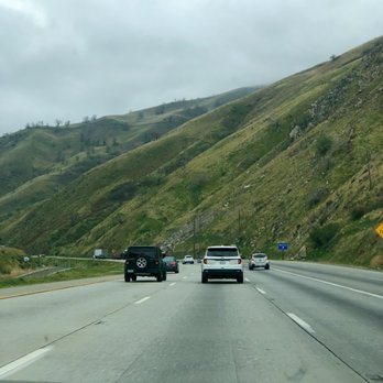 “THE GRAPEVINE” I-5 SOUTH - Updated October 2025 - 99 Photos & 12 ...