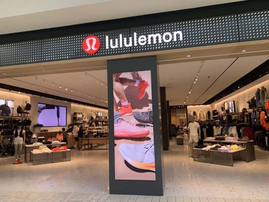 LULULEMON ATHLETICA - Updated January 2026 - 40 Photos & 61 Reviews ...