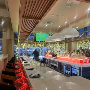 THE FINCH - Updated November 2024 - 272 Photos & 186 Reviews - 5307 ...