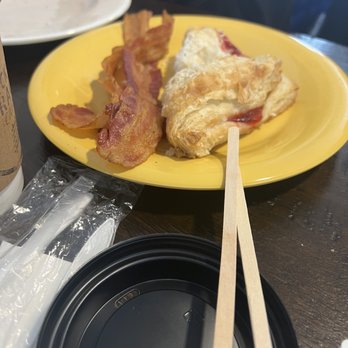 BACK ON TRACK CAFE - Updated June 2025 - 22 Photos - 2 Railroad St ...