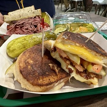 DILLY’S SANDWICHES - Updated April 2025 - 70 Photos & 71 Reviews - 4144 ...