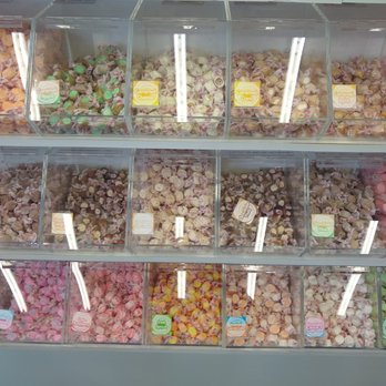 SWEETS AND GEEKS - Updated October 2025 - 103 Photos & 41 Reviews - 342 ...