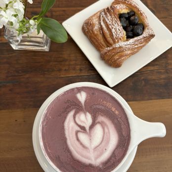 PAVÓN COFFEE DEN - Updated July 2024 - 77 Photos & 38 Reviews - 1216 W ...