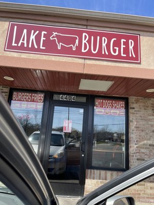 LAKE BURGER - Updated October 2025 - 60 Photos & 114 Reviews - 4404 W ...
