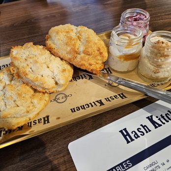 HASH KITCHEN - Updated January 2026 - 198 Photos & 97 Reviews - 1313 S ...