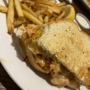 FLYING FISH - Updated June 2024 - 292 Photos & 268 Reviews - 109A NW ...