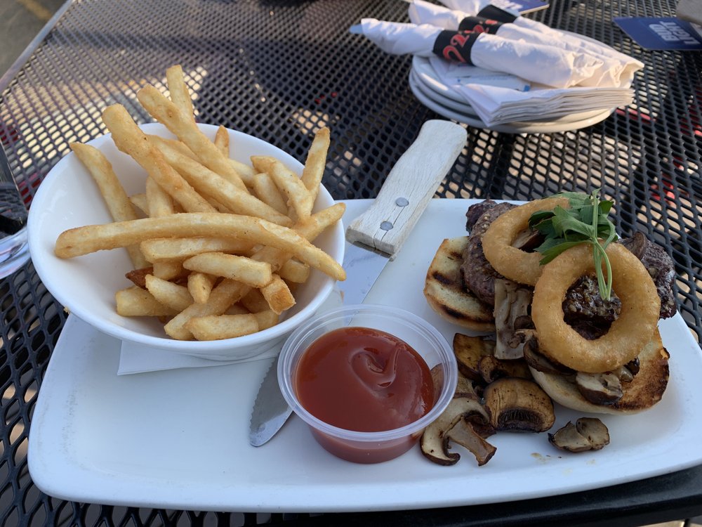 O2’S CLAREVIEW - Updated November 2025 - 96 Photos & 20 Reviews - 13006 ...