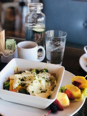 EGGSTASY - 229 Photos & 254 Reviews - 10155 E Via Linda, Scottsdale ...