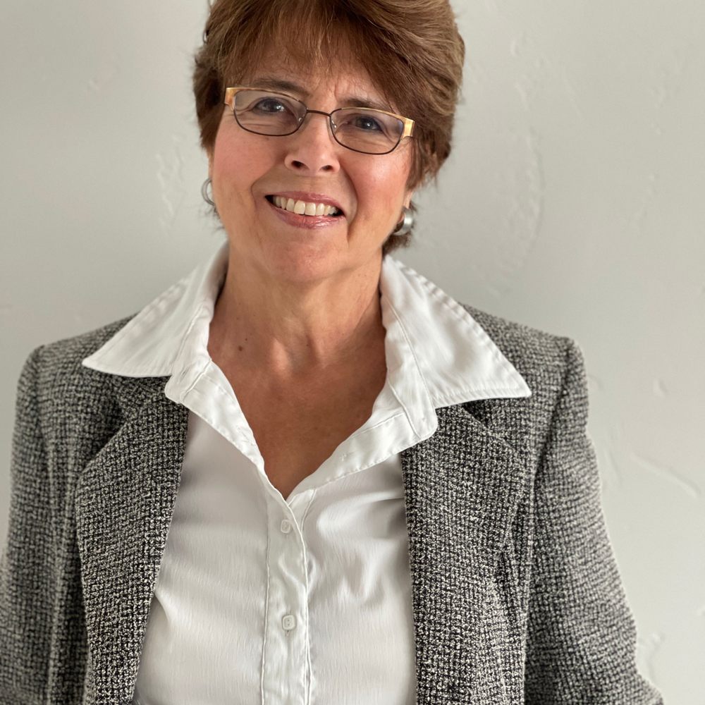 Lisa Simonson's Instagram, Twitter & Facebook on IDCrawl